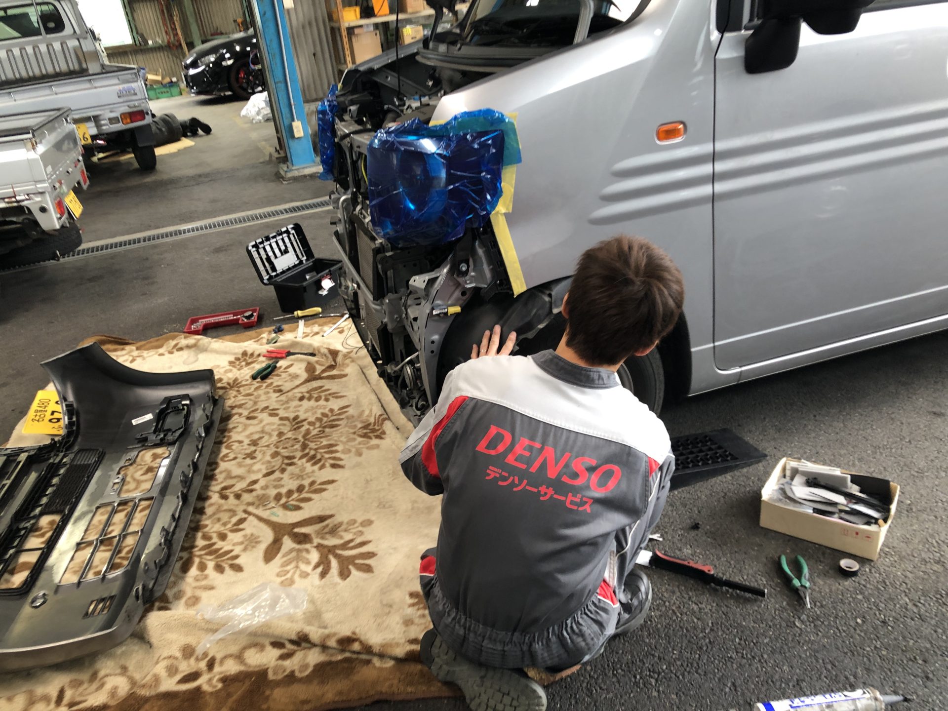 N-VANのヘッドライトをファン仕様のLEDヘッドライトに持ち込み交換！配線あっても配線加工は必要。 | くるまのでんきや今尾電機